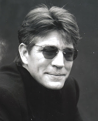 Opobaeyo: Eric Roberts Weight And Height