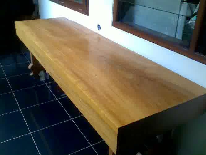 Meja Makan Jati Minimalis: Meja Papan Jati Utuh