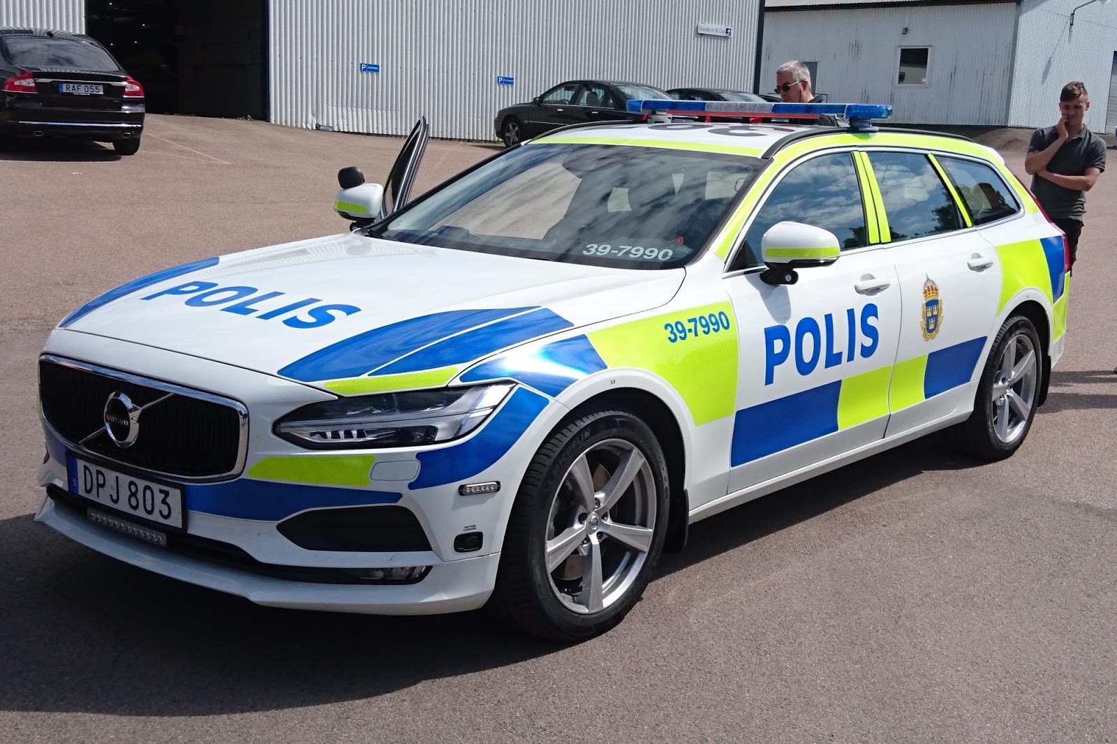 Volvo V90: 1. Volvo V90 als Polizeifahrzeug ausgeliefert.