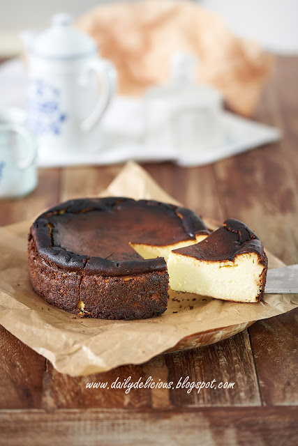 dailydelicious: Basque cheesecake: Burnt and delicious cheesecake