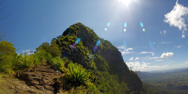 Hiking in S.E. Queensland: Mt. Cordeaux & Bare Rock