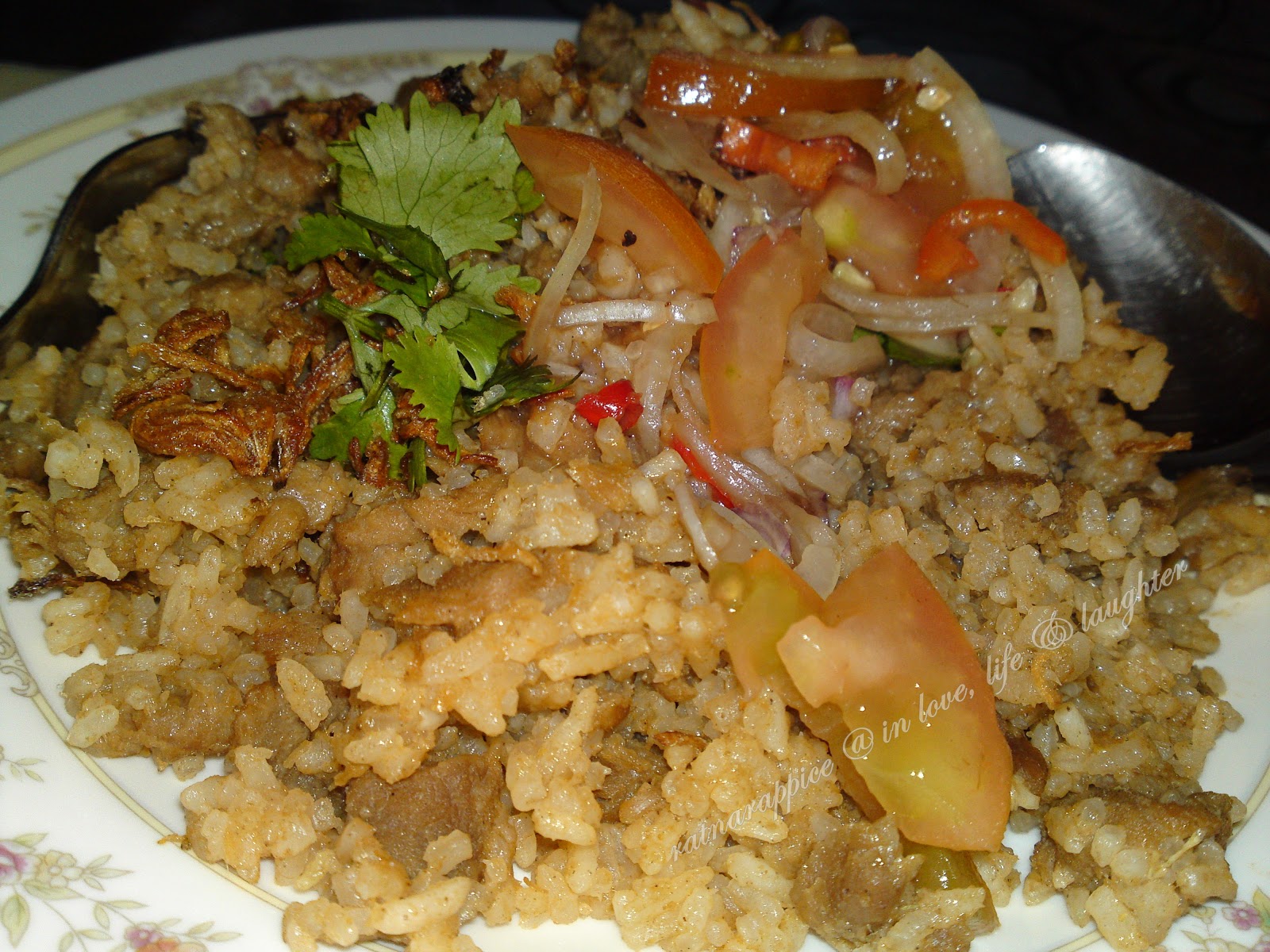 In Life, Love and Laughter: Nasi Daging. Air Asam.