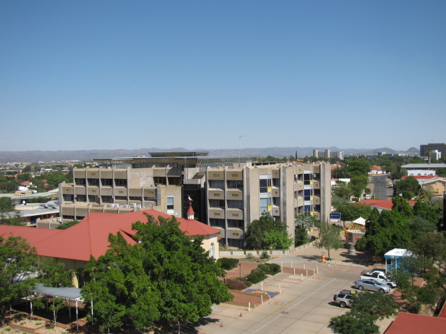 A Lyons adventures in Namibia: I really do have to work - life at the ...