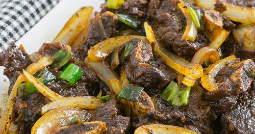 Beef Ribs in Black Pepper Sauce (Pressure Cooker or Stovetop ...