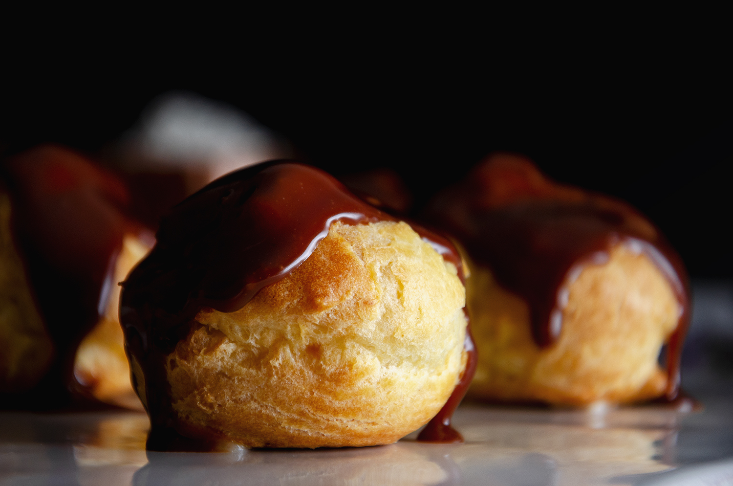 Profiteroles com Creme de Pasteleiro e Chocolate | BFF na RFM