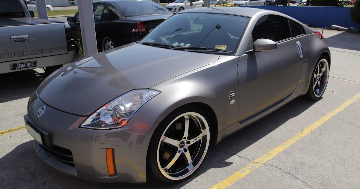Cool Custom Rims: Nissan 350Z rolling staggered 20" DTM Shine Wheels