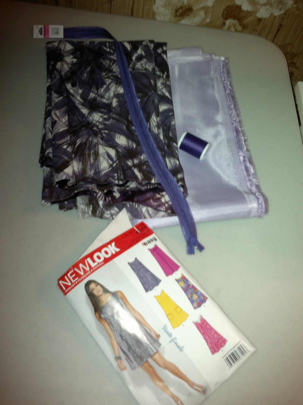 Family Buzz: New Look 6125 - Second try, size 10