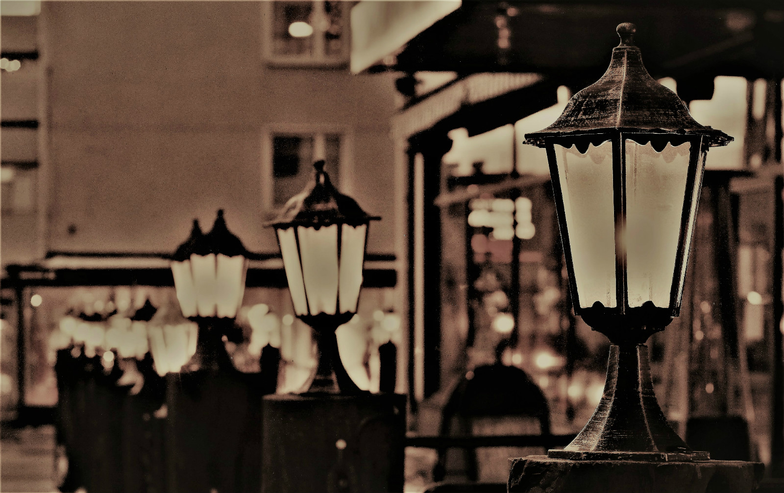 LENS and COVER - PHOTOGRAPHY: Old Lights