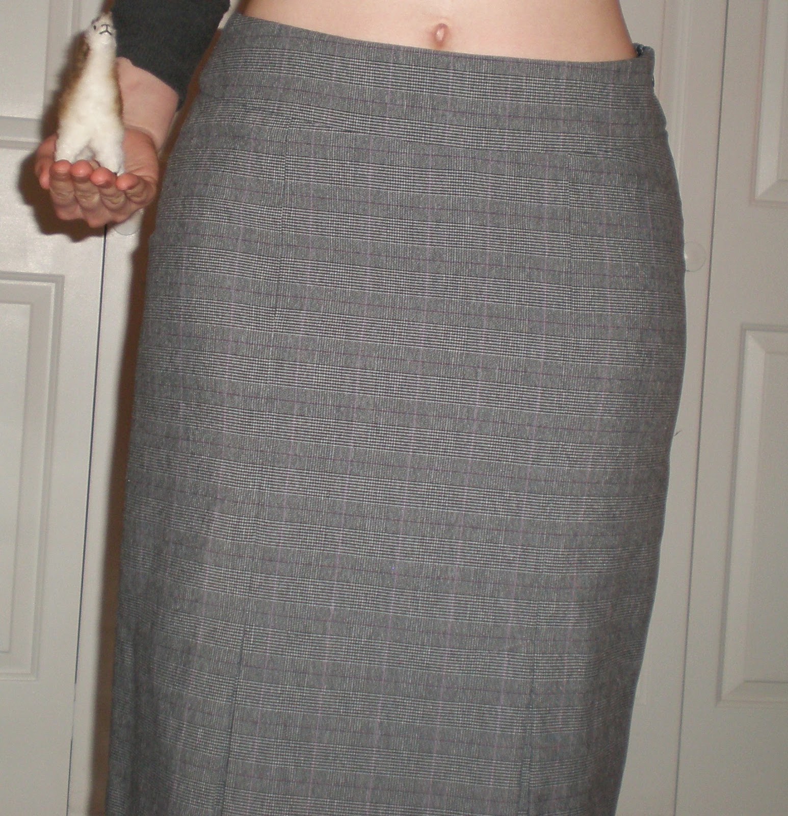 A Fabric Fixation: altering a pencil skirt