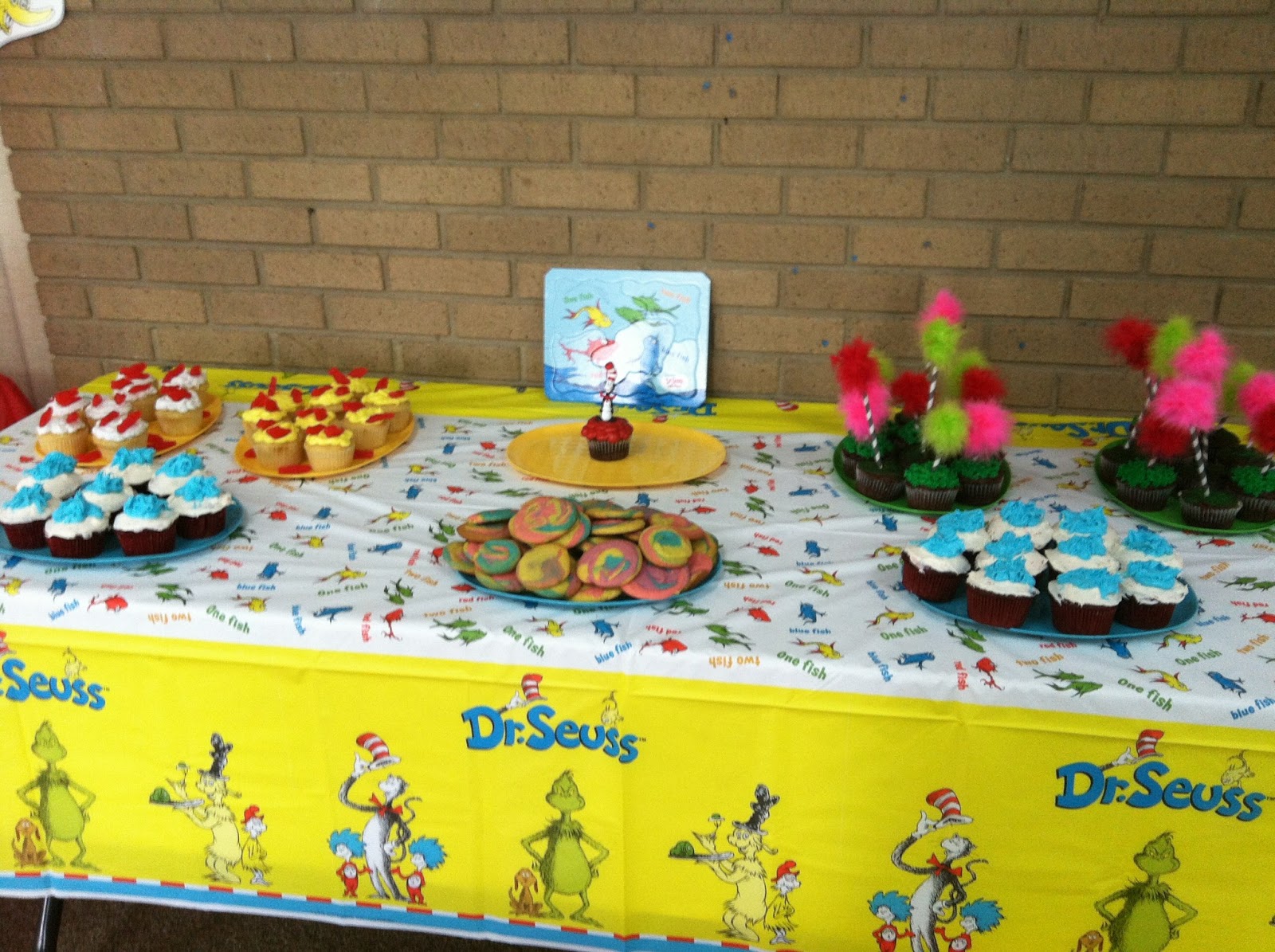 One Year Old: A Dr Seuss Birthday - The Jet-Setting Mama