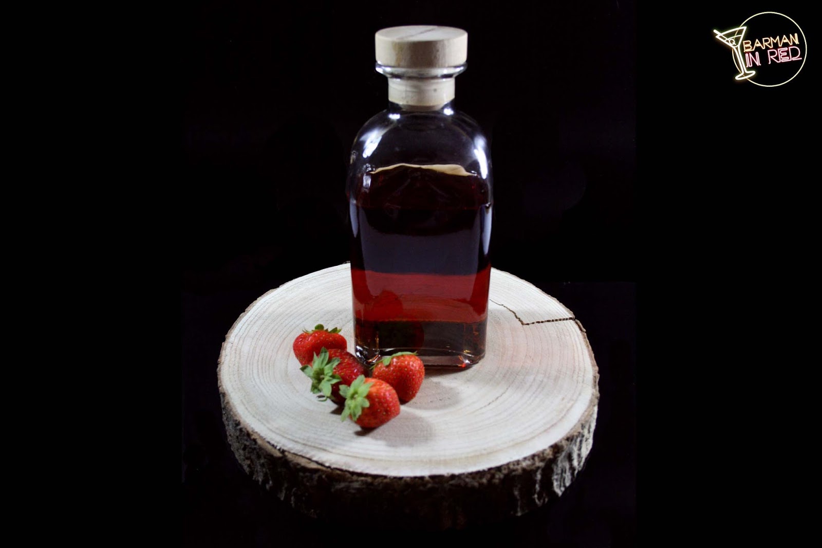 COMO HACER UN LICOR DE FRESA CASERO