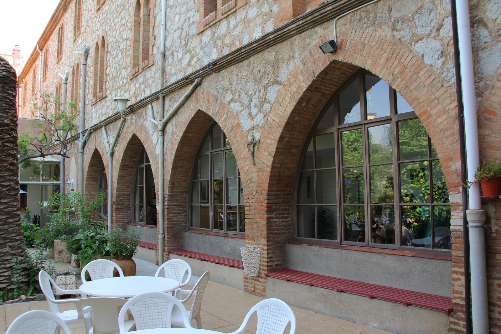 Joaquim Verdaguer i Caballé: El convent de les Josefines