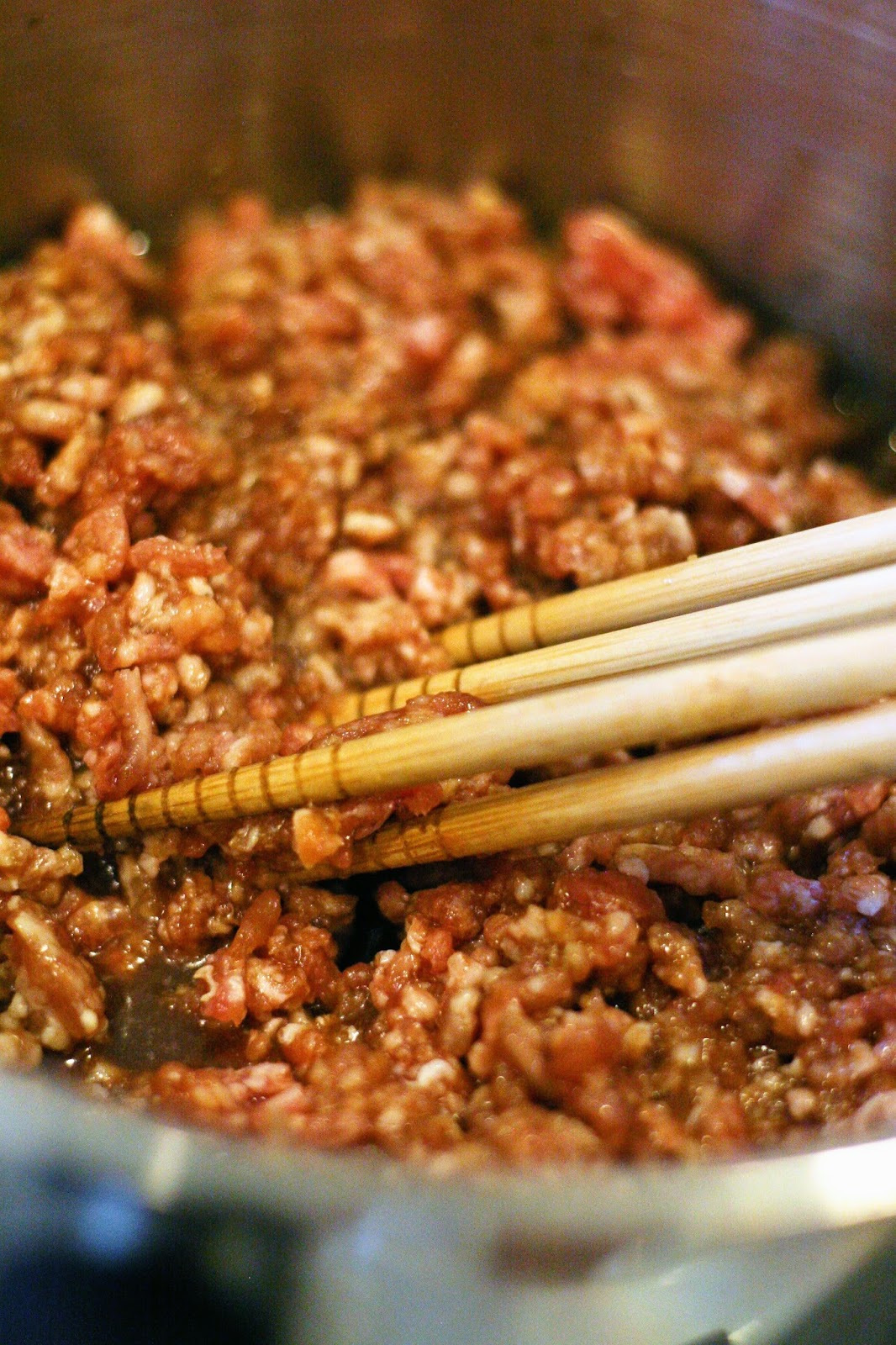 Perfectly imperfect : Three Color Soboro Don