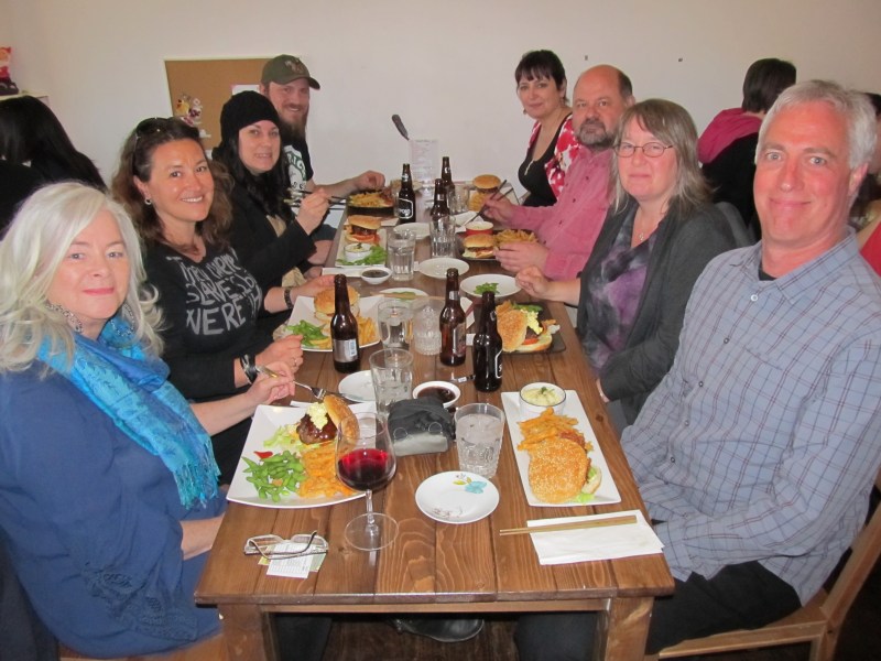 Burger Club - Winnipeg: Dwarf No Cachette: 3.9/5