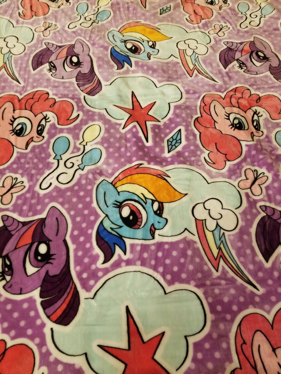 Store Finds: Mash Mallows, Brand New FiM Sets & More! | MLP Merch