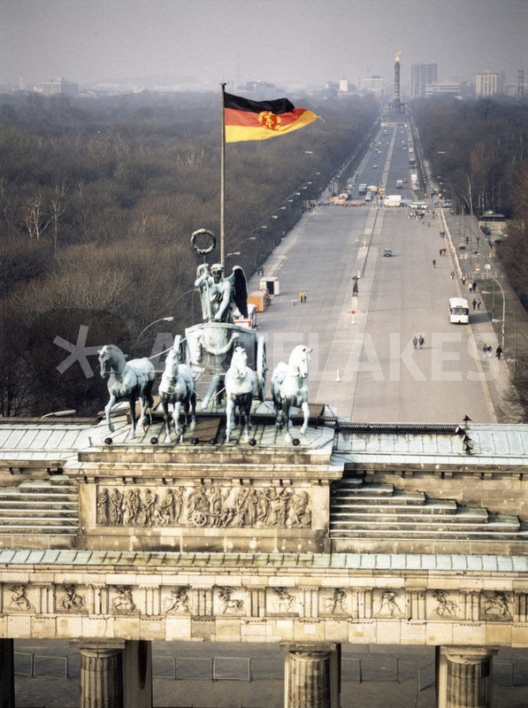 VÍDEOS DEL ESTE: LA REPÚBLICA DEMOCRÁTICA ALEMANA EN FOTOS