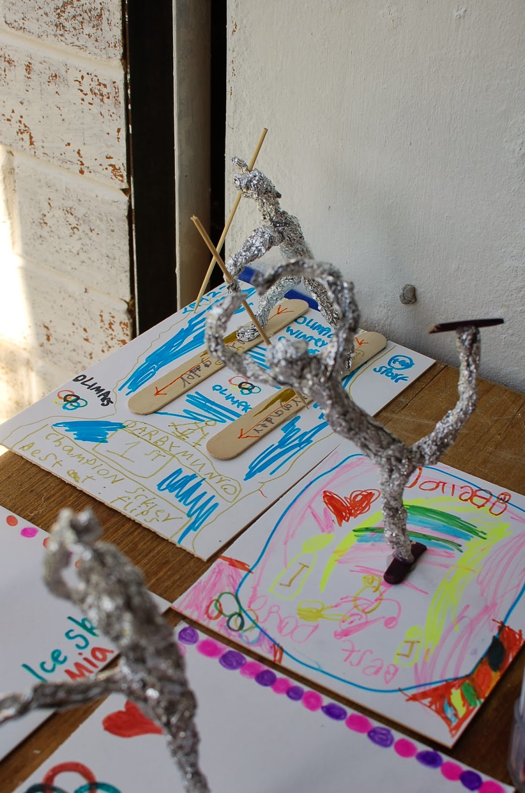 Sunnyside Art House: Winter Olympics Lesson - Part One (Tin Foil Trophies)