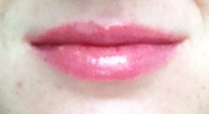 *beautifully superfluous*: REVIEW: L'OREAL GLAM SHINE CANDY LIP GLOSS