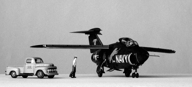 AlexS Scale Aircraft Modelling: Grumman XF10F-1 Jaguar Model