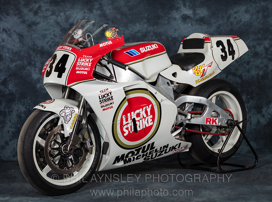 Racing Cafè: Suzuki RGV 500 Γ XR79 K.Schwantz 1993