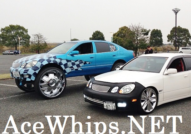 Ace-1: JAPAN Lexus GS on 32" DUB Bandito Rims