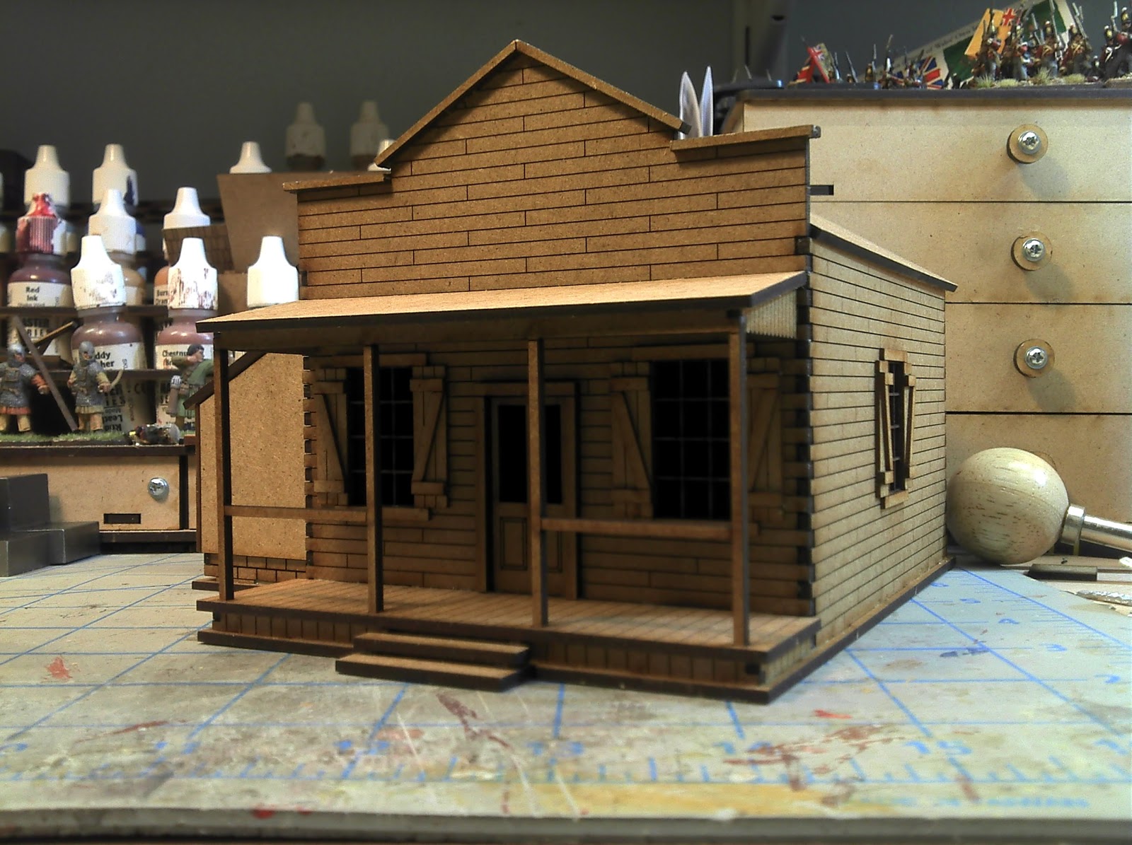 Wargames and Railroads: Trio of Old West Buildings - Battle Flag