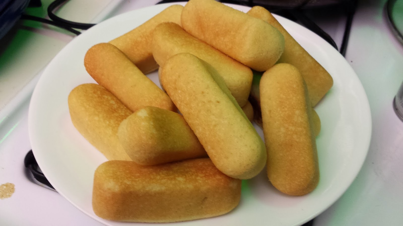 Food And Such Things: Homemade Twinkies!!!