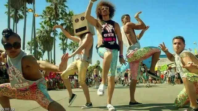 FREAK LIFE: Lmfao - SEXY and I KNOW IT