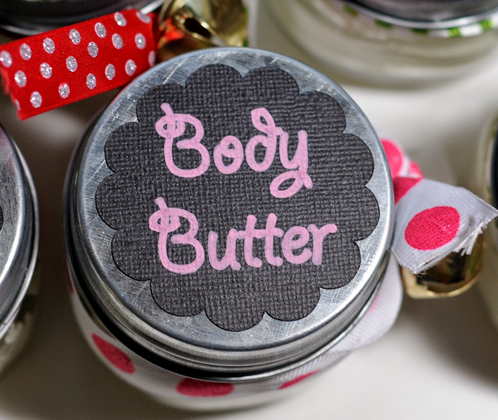 Amy Corbin: Body butter labels with the Chomas Creations adjustable ...