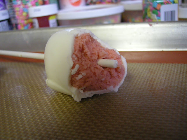 Cake Pop Insanity!: My First Cake Pops- FAIL!