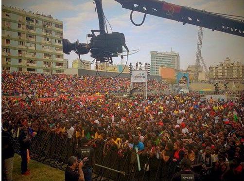 Gerreiros santana: Luan Santana Em Luanda(Angola)