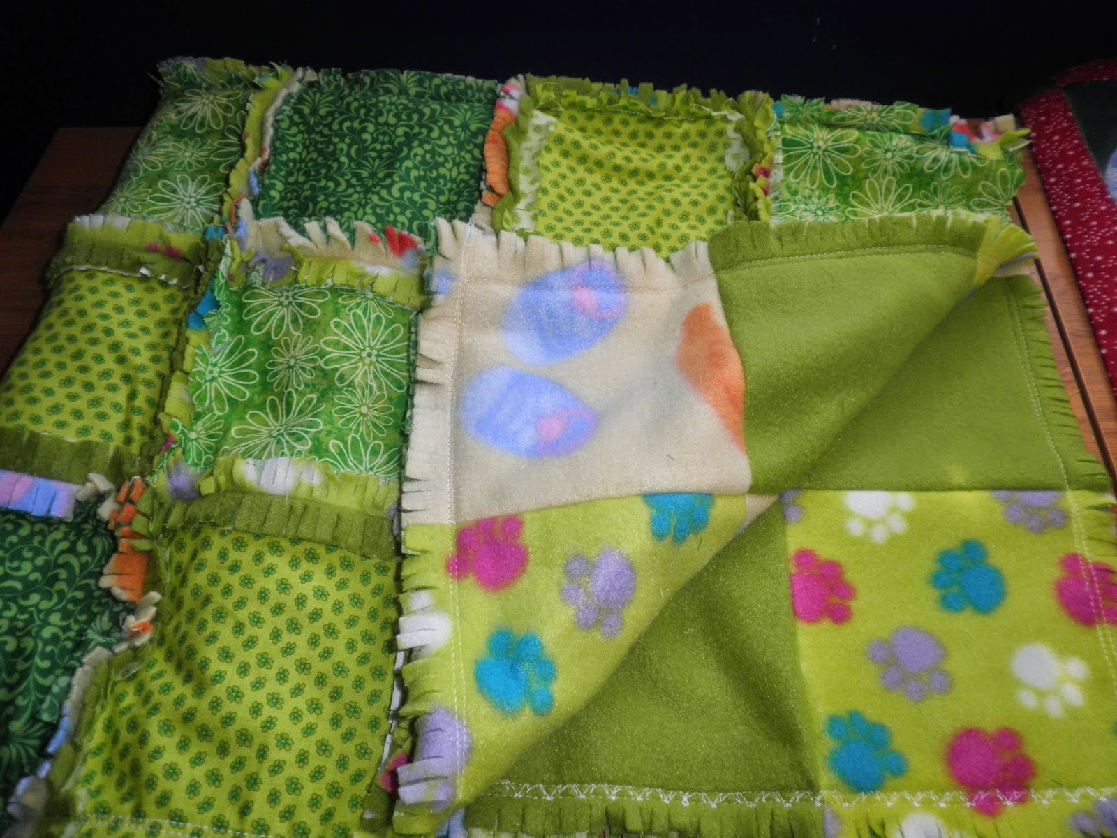 Crafts by Erlina: Frayed Seams Baby Blanket