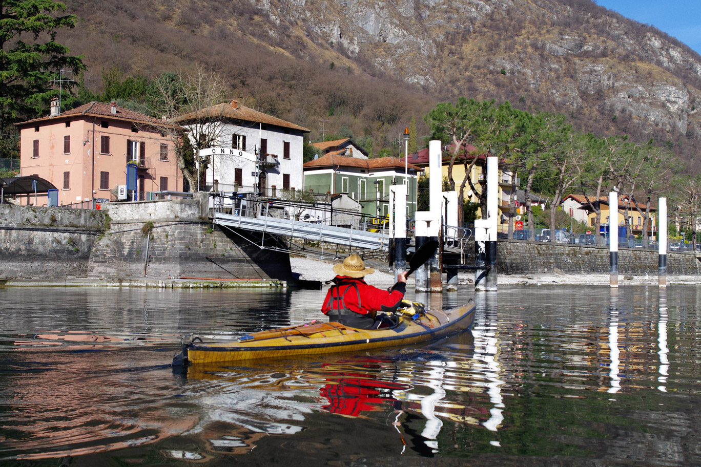 Kayak in mare, kayak al lago...: Lago di Lecco in Marzo