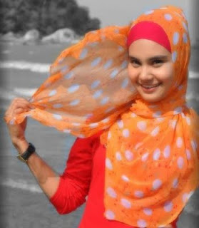 ctnhoney: Video part 2-Fida Ibrahim dimalukan dalam Bang Bang Boom