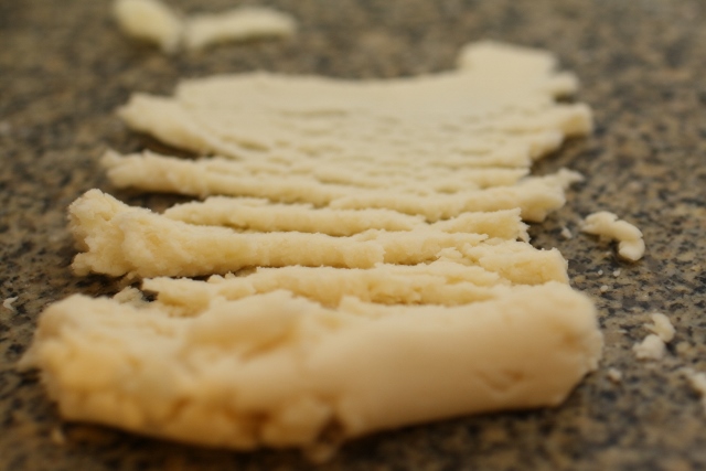 Cuñapé Frito (Bolivian Cheesy Fried Donut) - Chipa by the Dozen