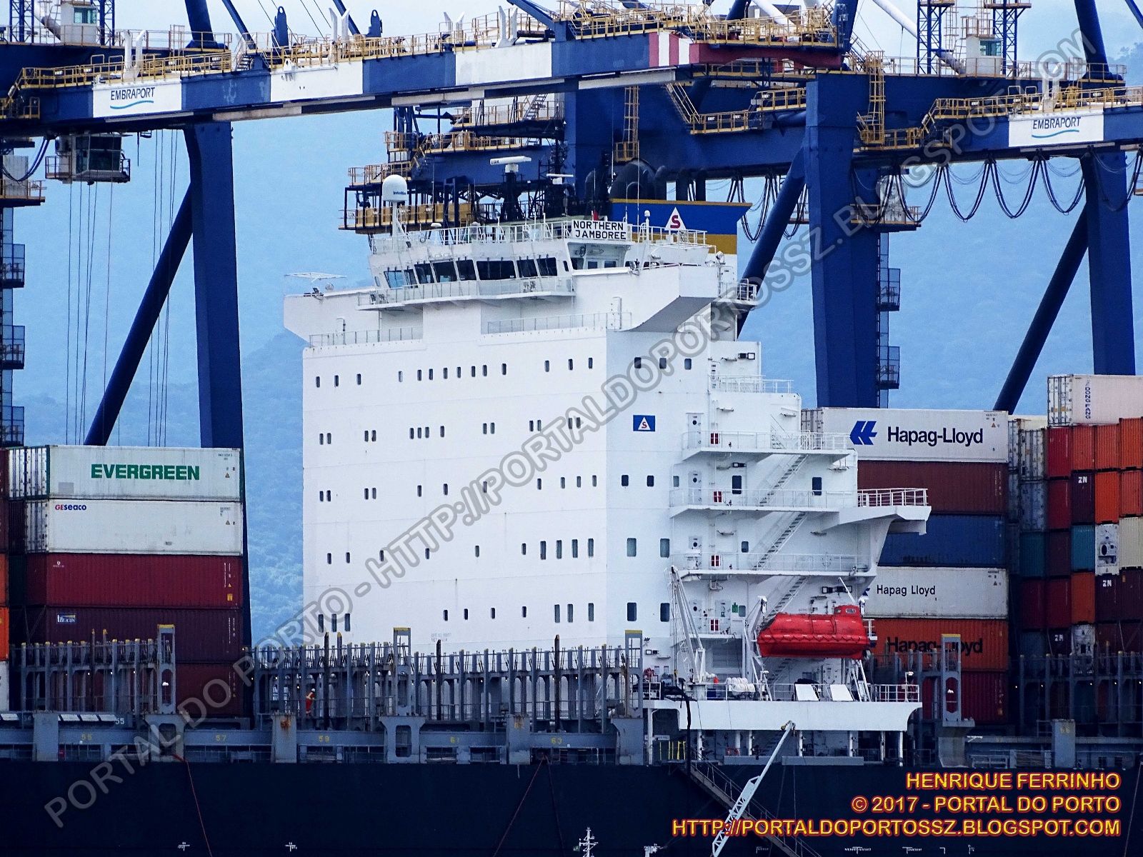 Duas estreias na Embraport - Portal do Porto