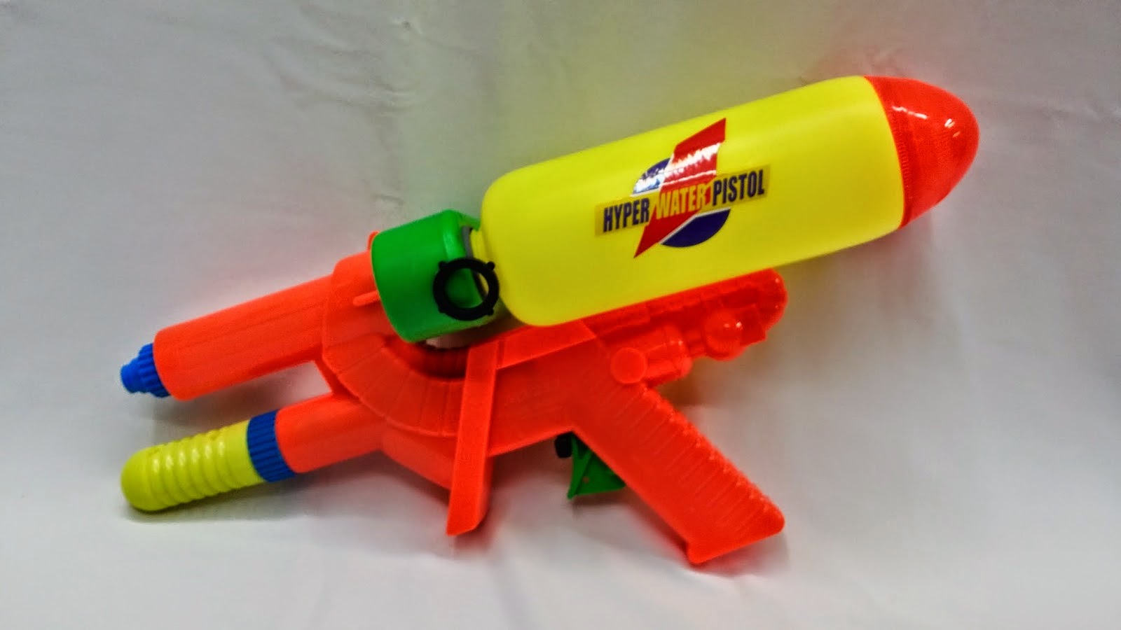 GM TOYS STORE: KINETIC SAND ,SPLASH POOL & WATER GUN ARE READY STOCK NOW