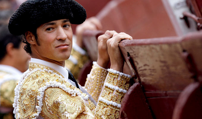 TORO PRENSA PERU: CESAR JIMENEZ corta la temporada europea pero vendra ...