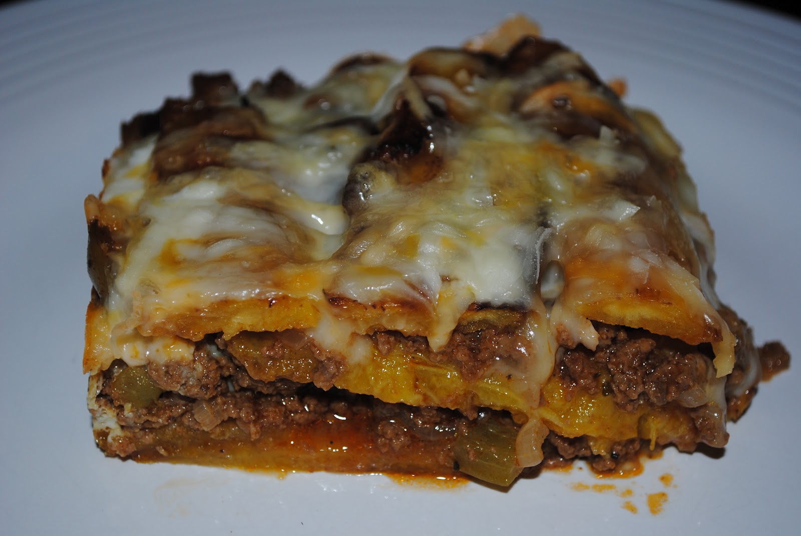 and then I put an egg on it.: Pastelón