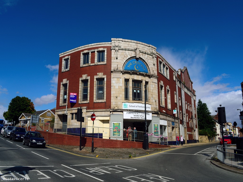 Esoteric Eric: In Accordance with Ordinance : The Crescent Cinema ...