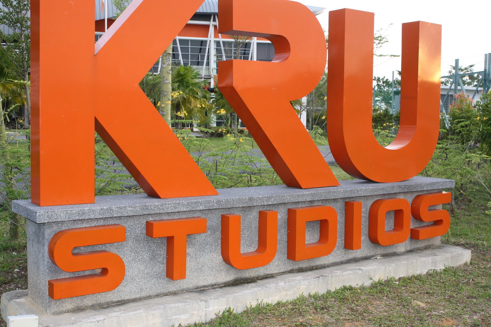 Fiza Mubin - freelance MAKE-UP ARTIST: Program 'Take Me Out' NTV7 di ...