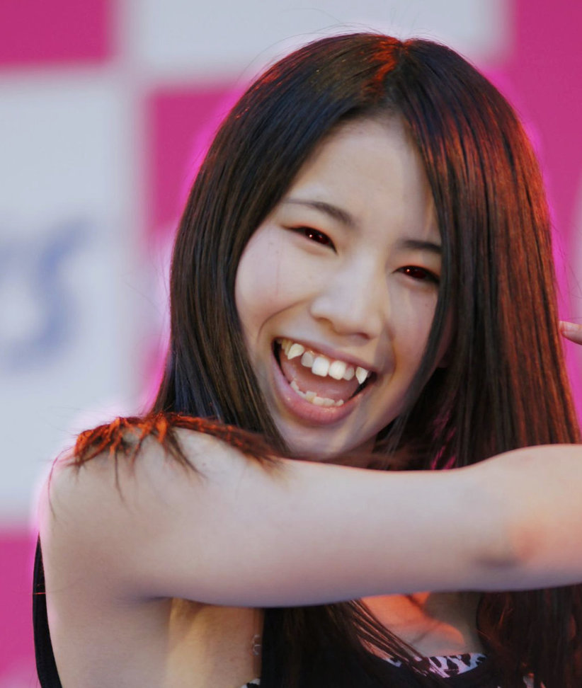 Yaeba 八重歯 - Academia Japonia