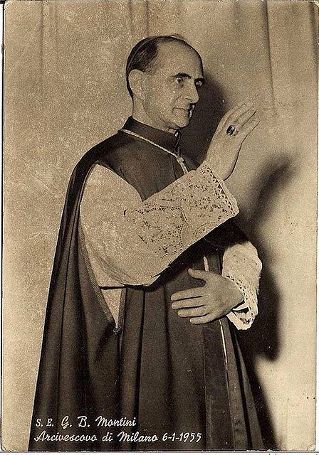 Asociación Litúrgica Magnificat: La muceta, la esclavina y el mantelete