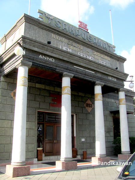 Penikmat Perjalanan: Museum House of Sampoerna Surabaya