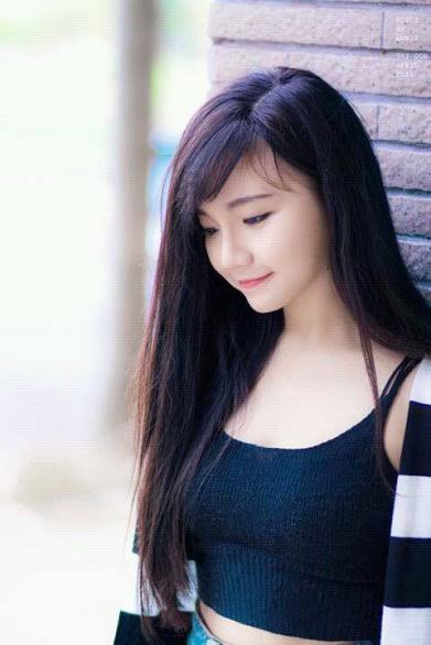 Foto Nguyen Thi Hai Yen, Wanita Cantik Yang Viral Karena Fotonya Sedang Mencuci Piring - INSOPEDIA