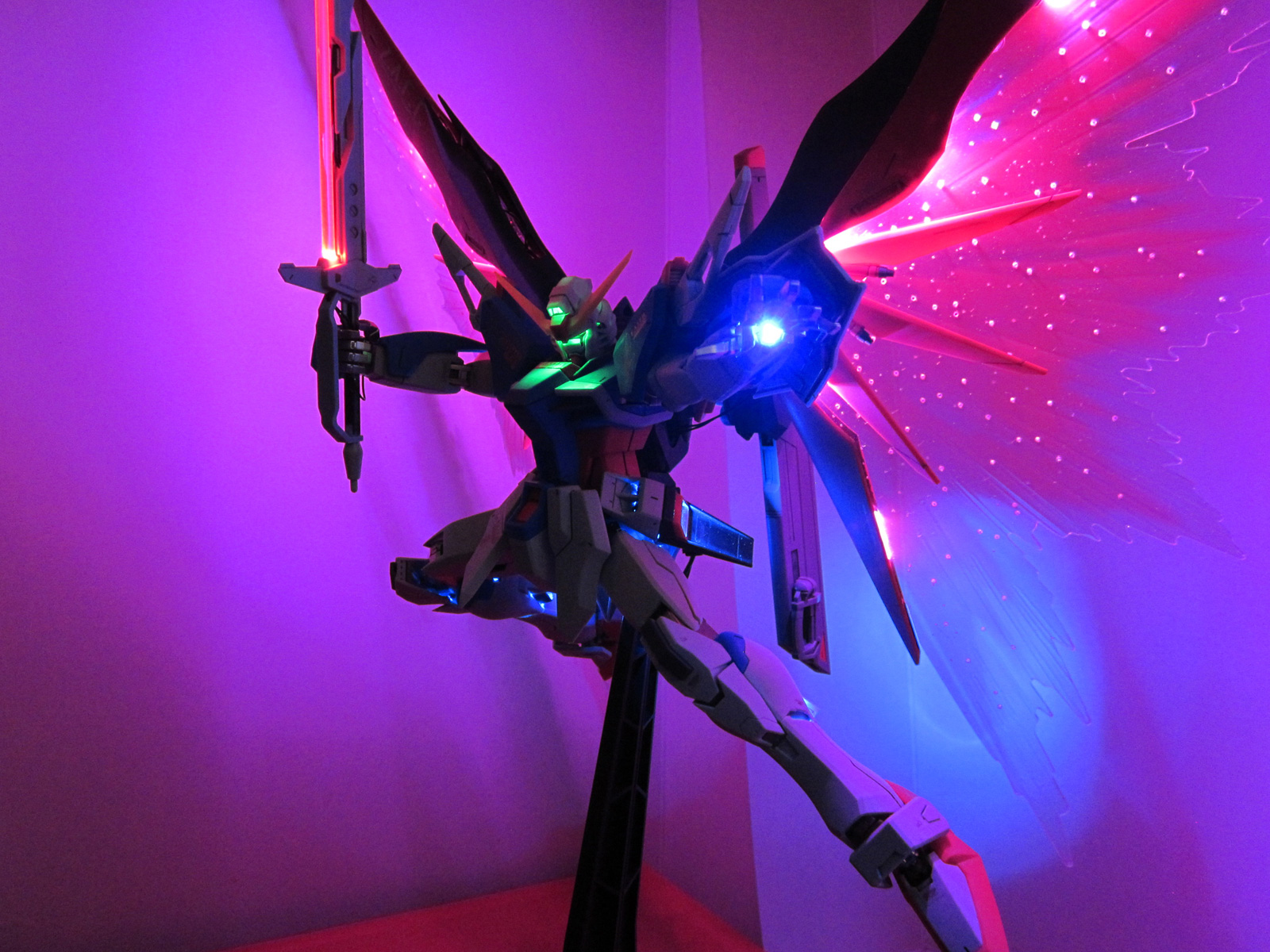 GUNDAM GUY: MG 1/100 Destiny Gundam w/ LED Customized Build