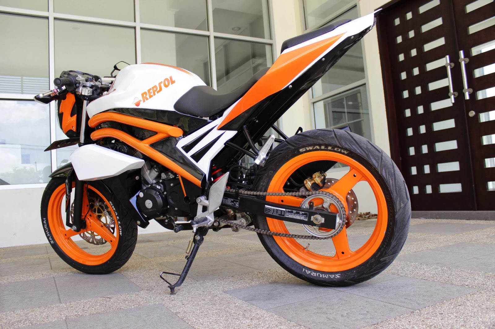 Modifikasi Honda CB150R StreetFire ~ Mamah Muda Blogr