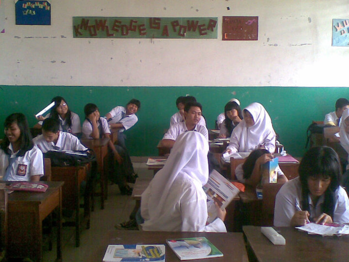Armadani's Blog: 5 Foto pelajar SMA