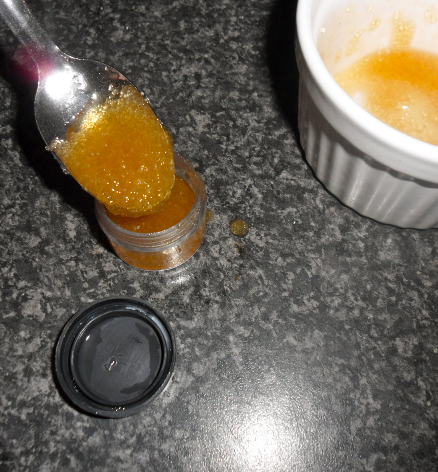 Vanilla And Honey Lip Scrub Recipe | How To Make Vanilla And Honey Lip ...