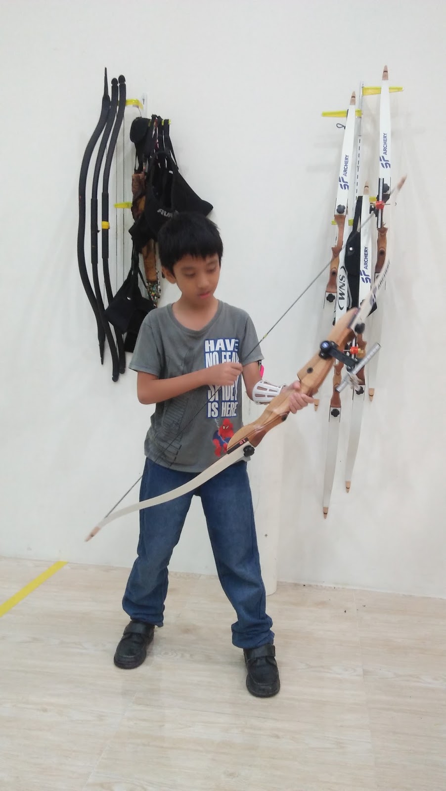 Rain's Journal: How to hit Bullseye in Archery for the first timer?